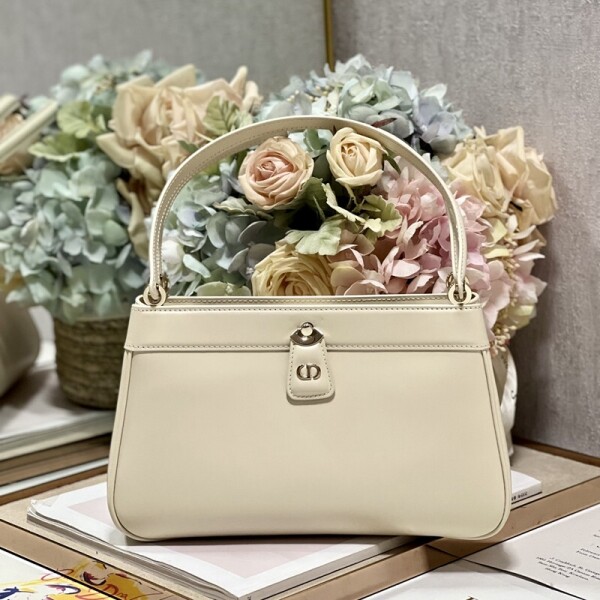 디올 DIOR 노브 CD 로고 버클 심플 빈티지 화이트 토트백 0066 30×16.5×13CM - 위핑