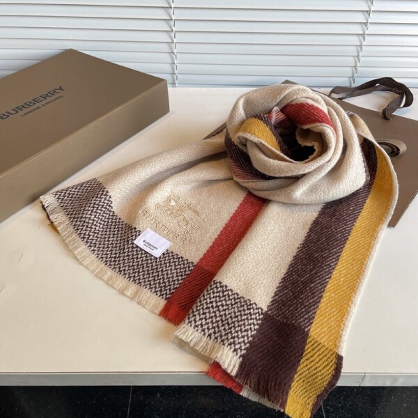 버버리 BURBERRY 클래식 로고 니트 머플러 200*32cm - 위핑