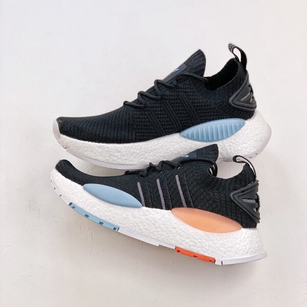아디다스 Adidas 오리지널 NMD V3 부스트 캐주얼 러닝화 남여 공용 IE9593 - 위핑