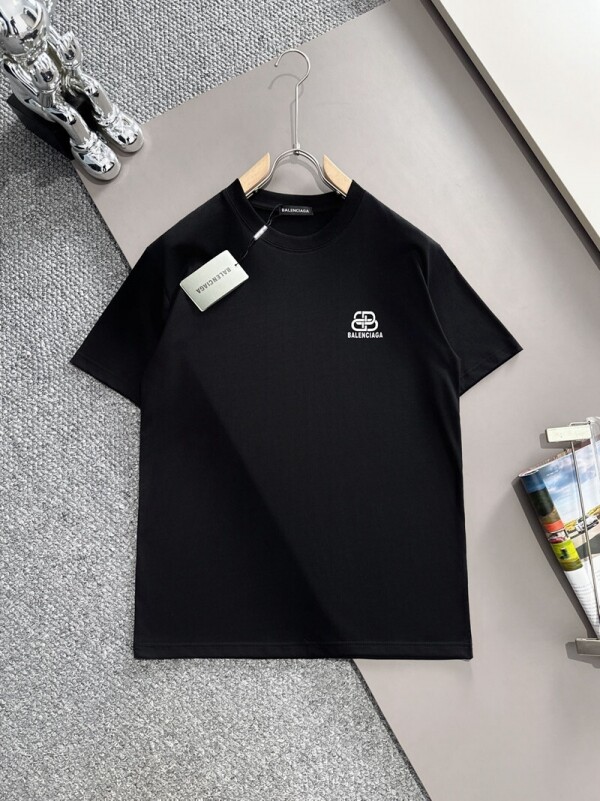 발렌시아가 BALENCIAGA 모던 로고 캐주얼 반팔 티 남녀공용 - 위핑