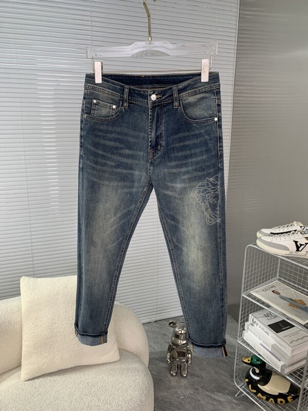 베르사체 Versace 모던 빈티지 디자인 데님 팬츠 - 위핑