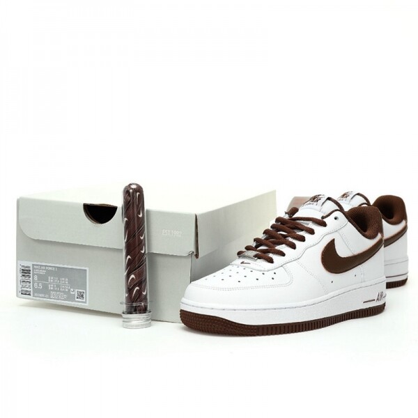 나이키 Nike 클래식 로우탑 캐주얼 다크초콜릿 코코아 브라운 스니커즈 남녀공용 306509-121 - 위핑