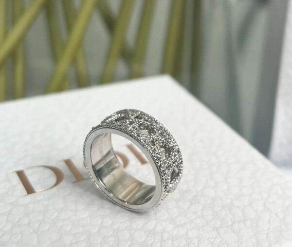 디올 DIOR 스타일리시한 캐주얼 반지 - 위핑
