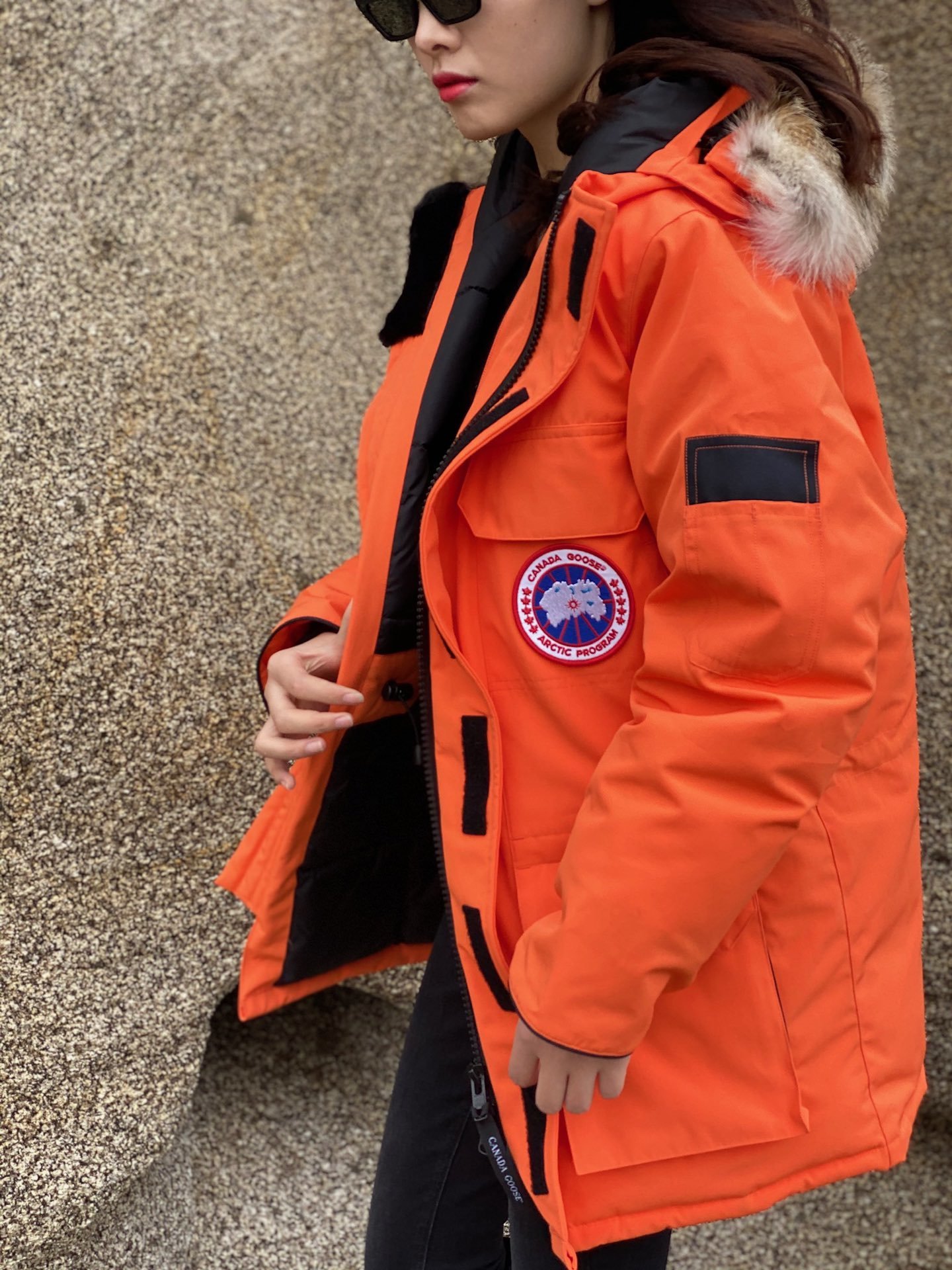 CANADA GOOSE 캐나다 구스 4660M 롱 다운 코트 남여공용 주황색 - 위핑