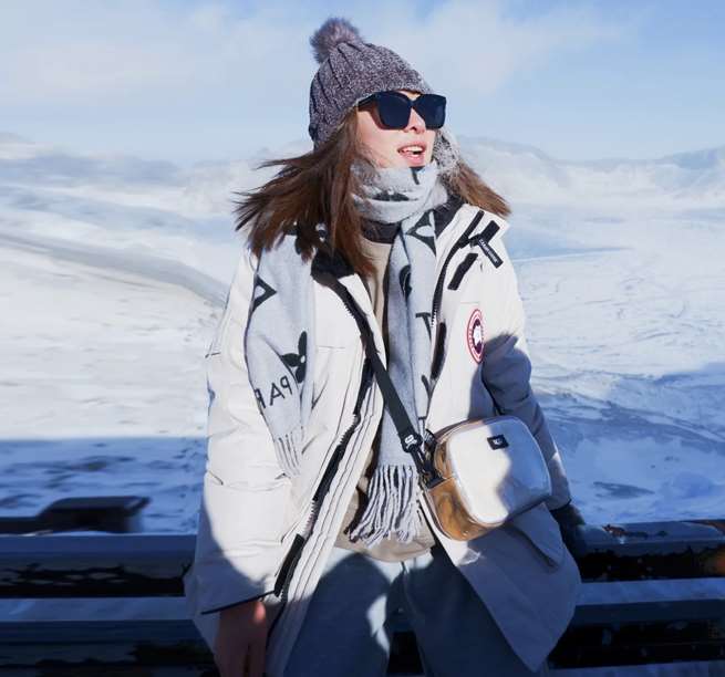 CANADA GOOSE 캐나다 구스 4660M 롱 다운 코트 남여공용 흰색 - 위핑