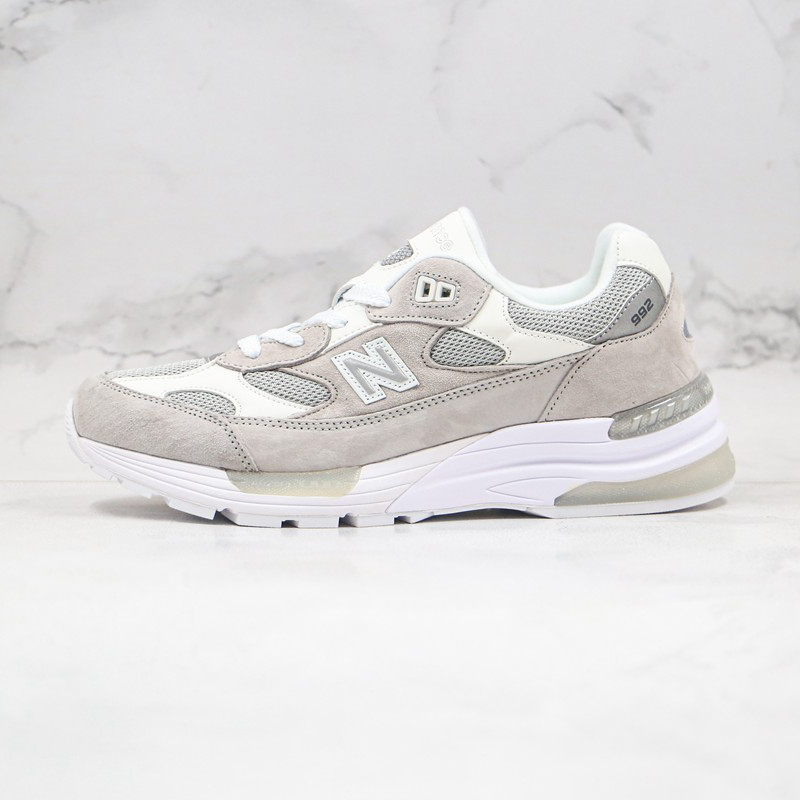 뉴발란스 992 화이트 실버 New Balance White Silver M992NC - 위핑